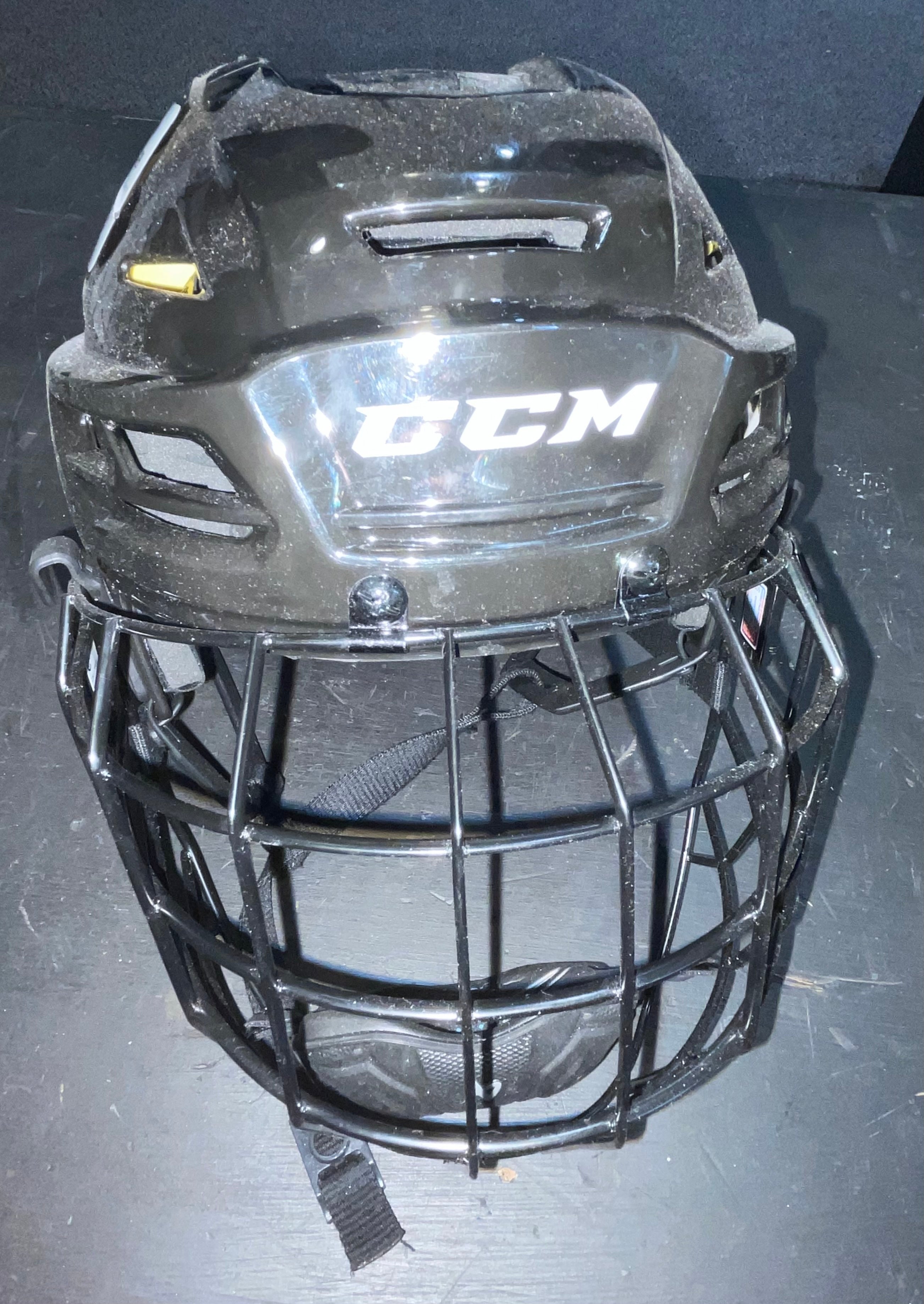 Used CCM Tacks 310 L/G Helmet + Bauer Cage Combo – ELEVATESPORTING